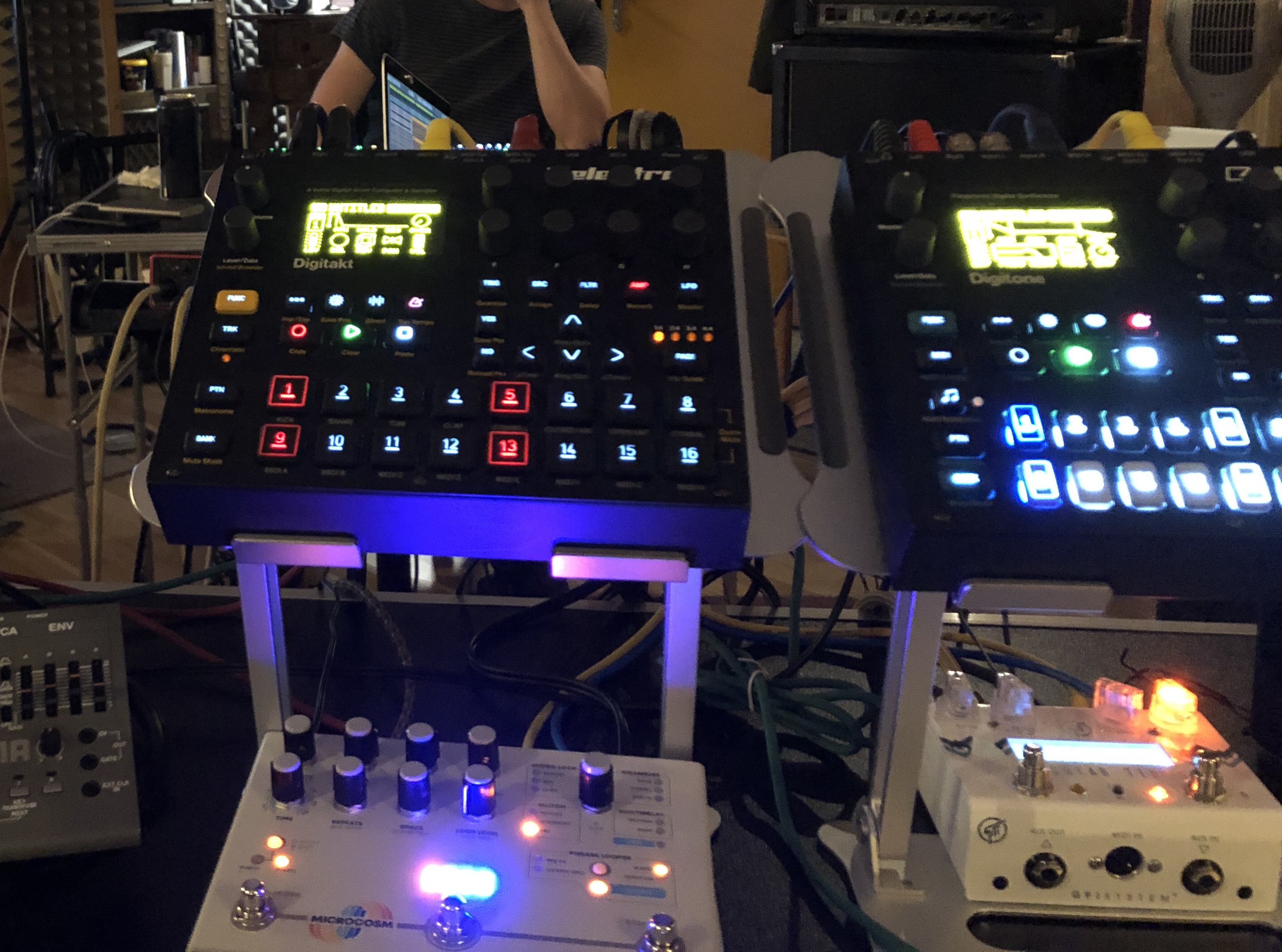 Stands - Syntakt - Elektronauts